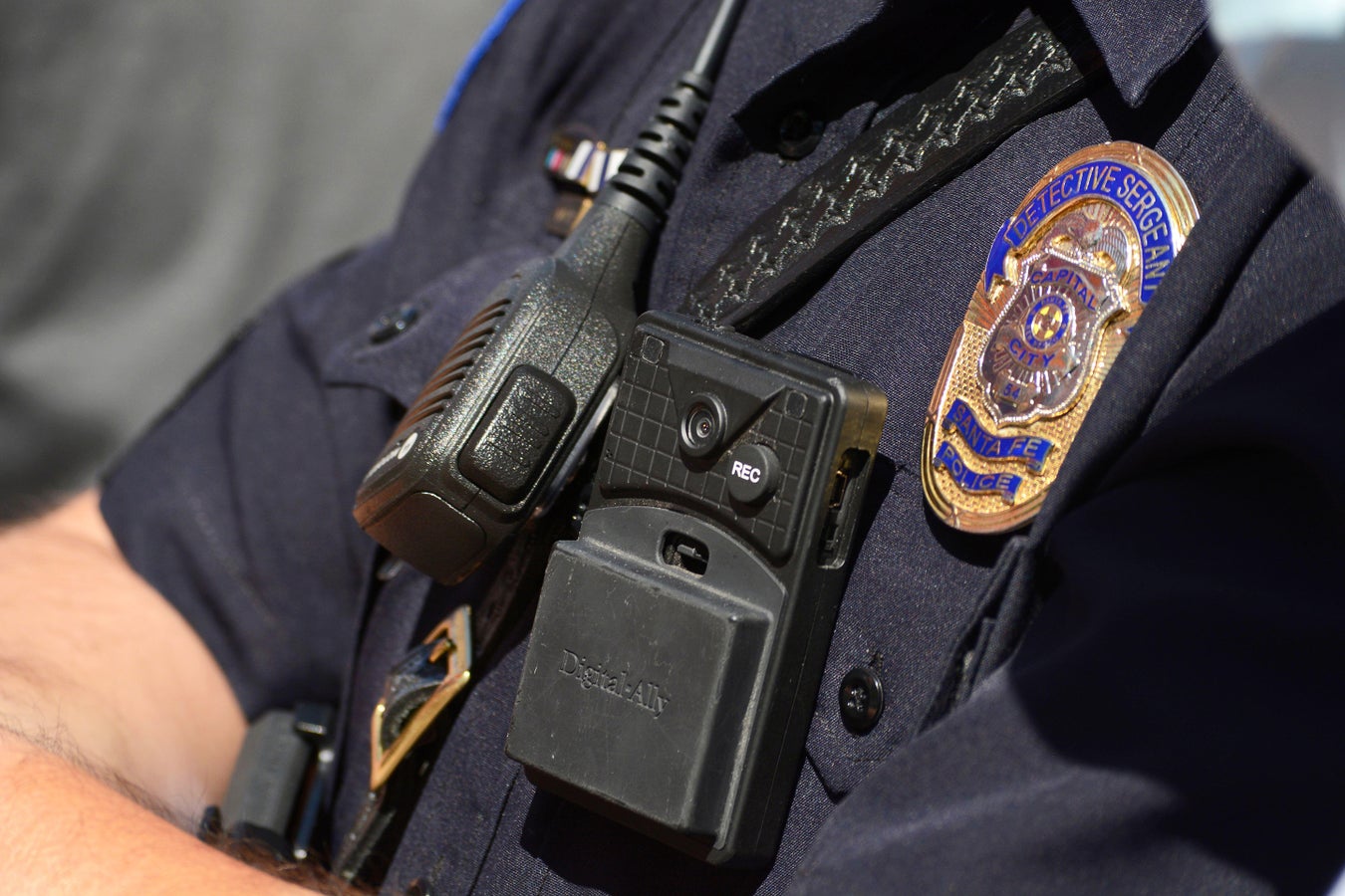 AI Analysis of Police Body Camera Videos Reveals What Typically Happens ...