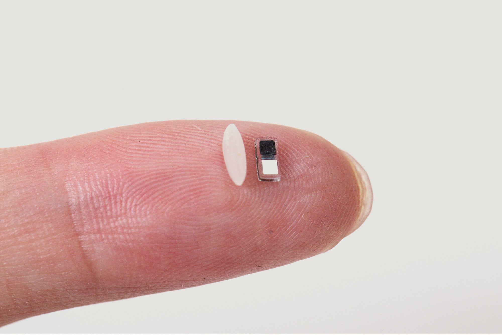 Tiny, Injectable Pacemaker Runs on Light and then Dissolves ...