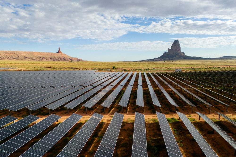Clean Energy Is Bringing Electricity to Many in the Navajo Nation ...