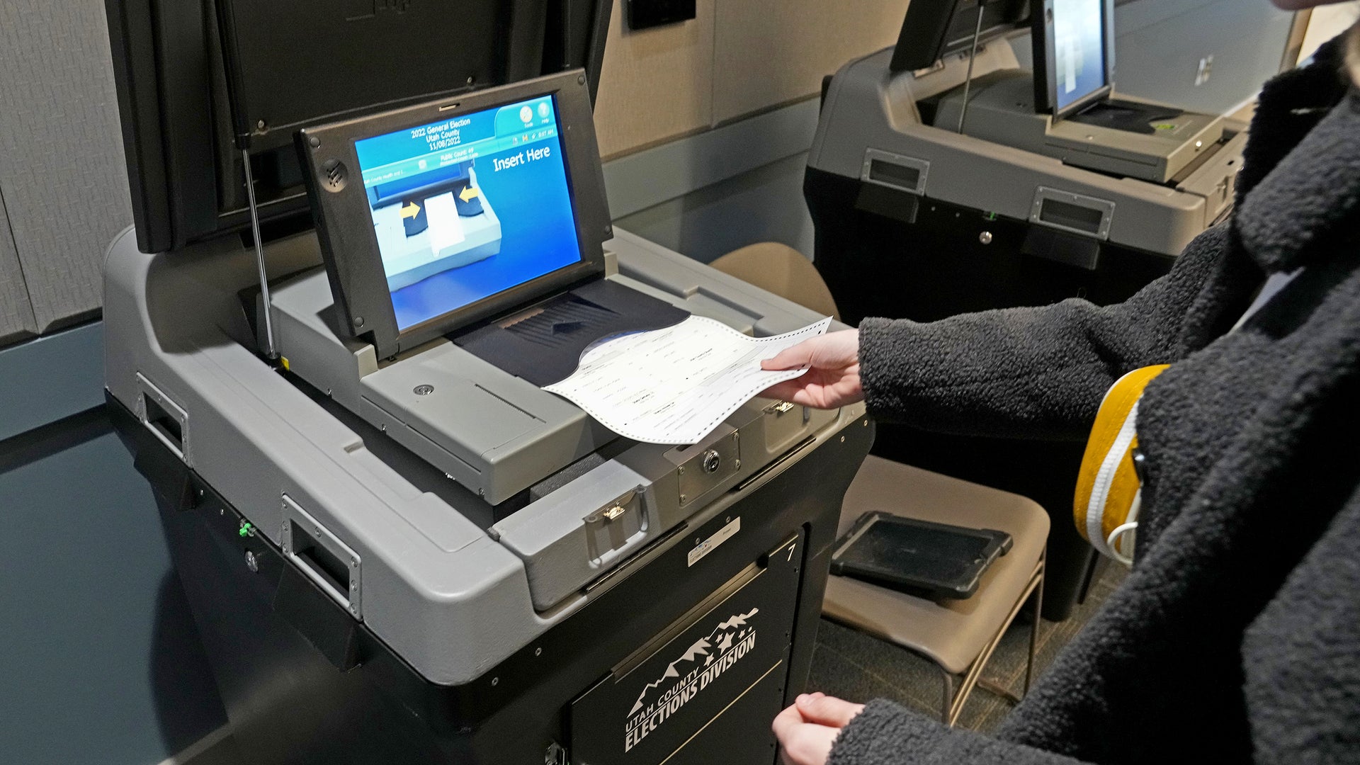 handheld voting devices