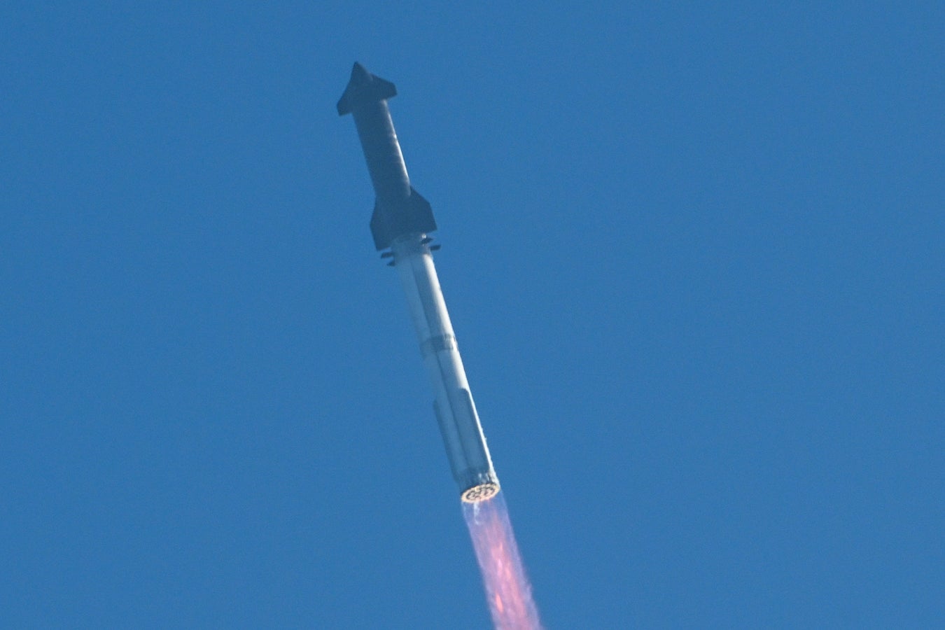 SpaceX’s Starship Soars in 6th Test Flight but Skips Booster Catch ...