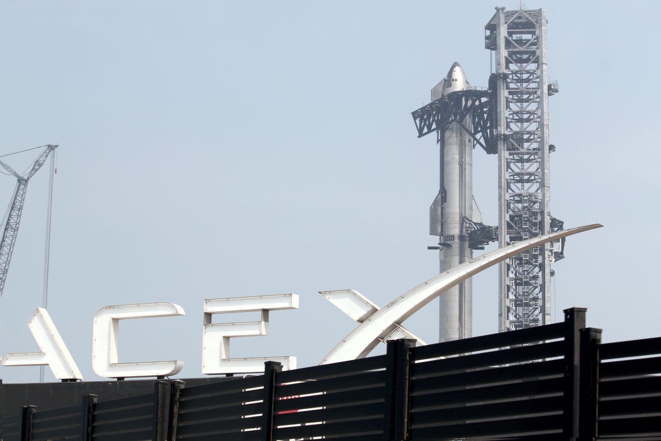 SpaceX’s Starship Succeeds in Final Test Flight of 2025 | Scientific ...