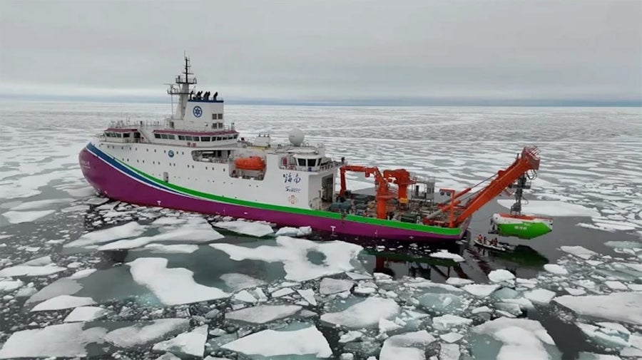 Chinese Expedition Reveals Unexplored Section of Mysterious Arctic ...