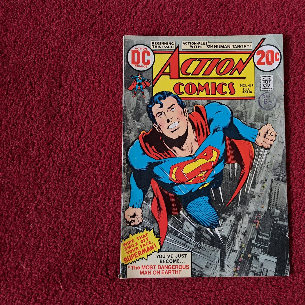 superman smiling comic