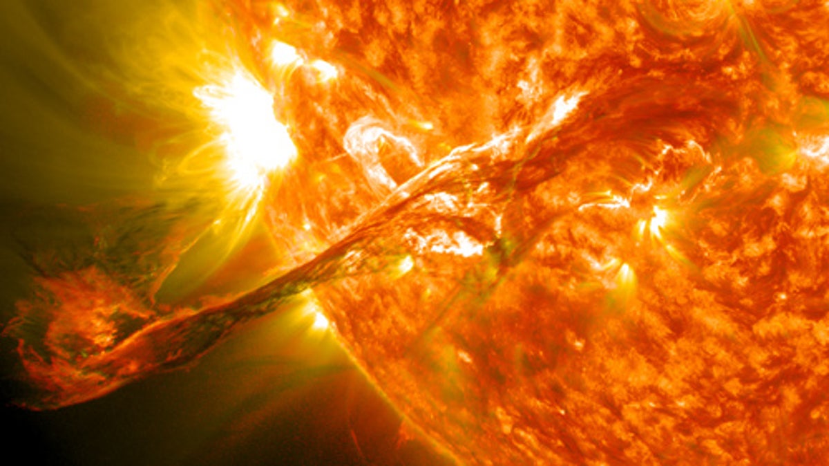 Mapping Solar Flares [Interactive] | Scientific American