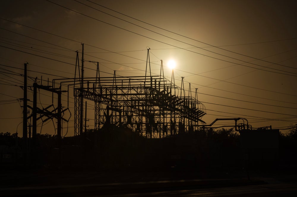 As Heat Waves Roast Texas, Batteries Keep Power Grid Humming ...