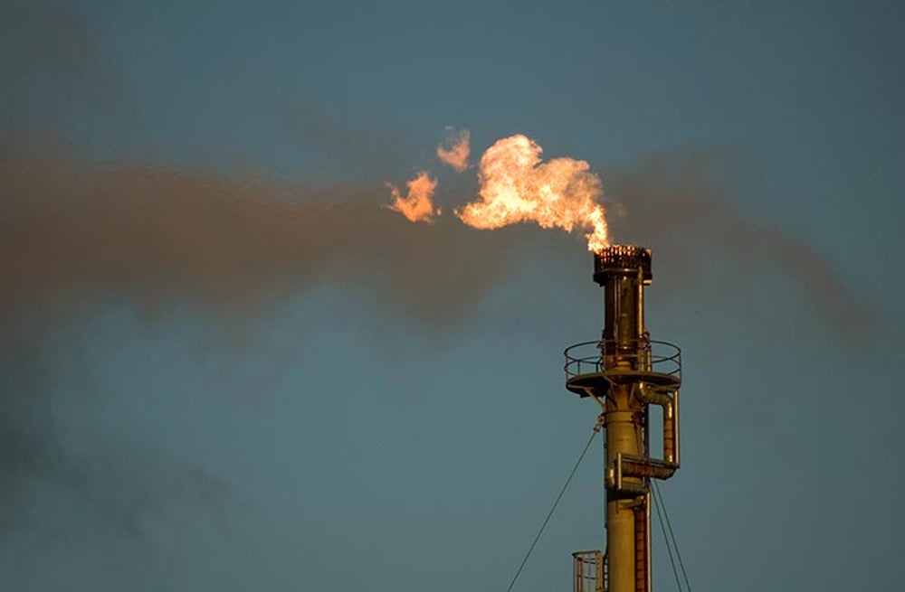 "Flaring" Wastes 3.5 Percent of the World's Natural Gas | Scientific ...