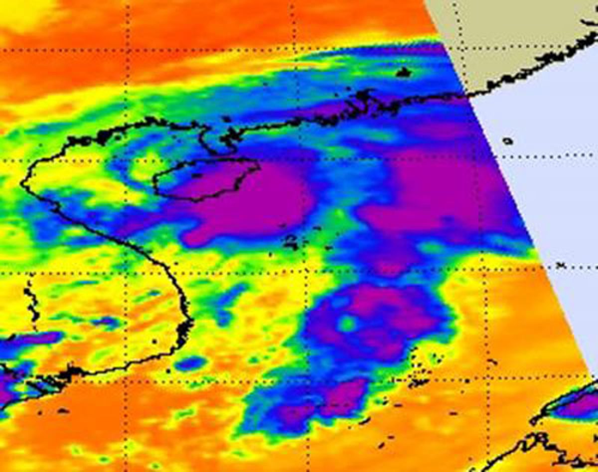 Cyclonic cycle: The life and death of a tropical depression near China ...