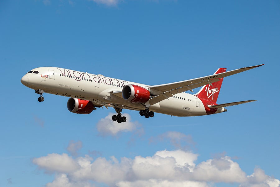 Commercial Airliner Is First to Cross Atlantic with Biofuel Power ...