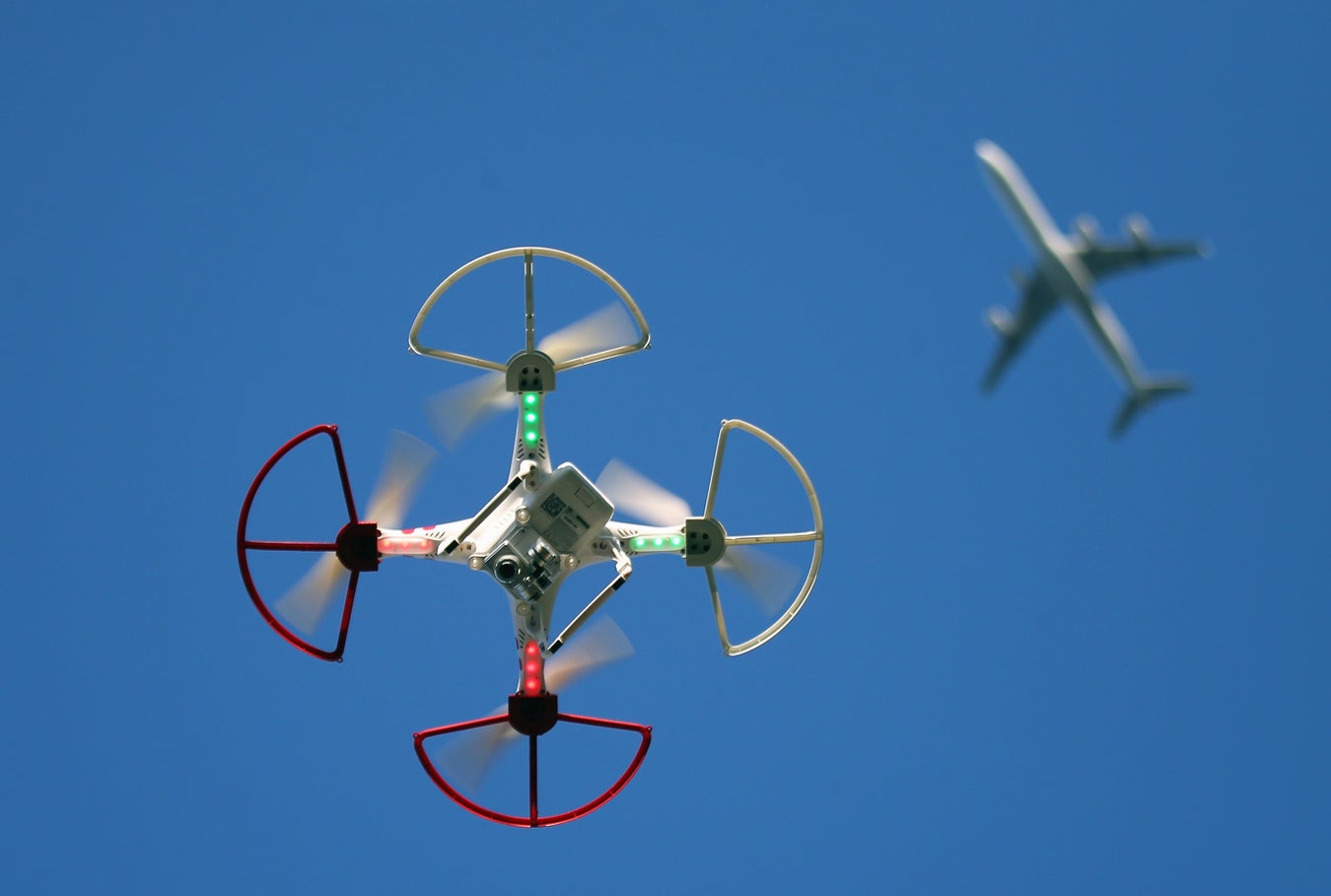 Here's How Drones Do (and Don't) Threaten Passenger Aircraft ...