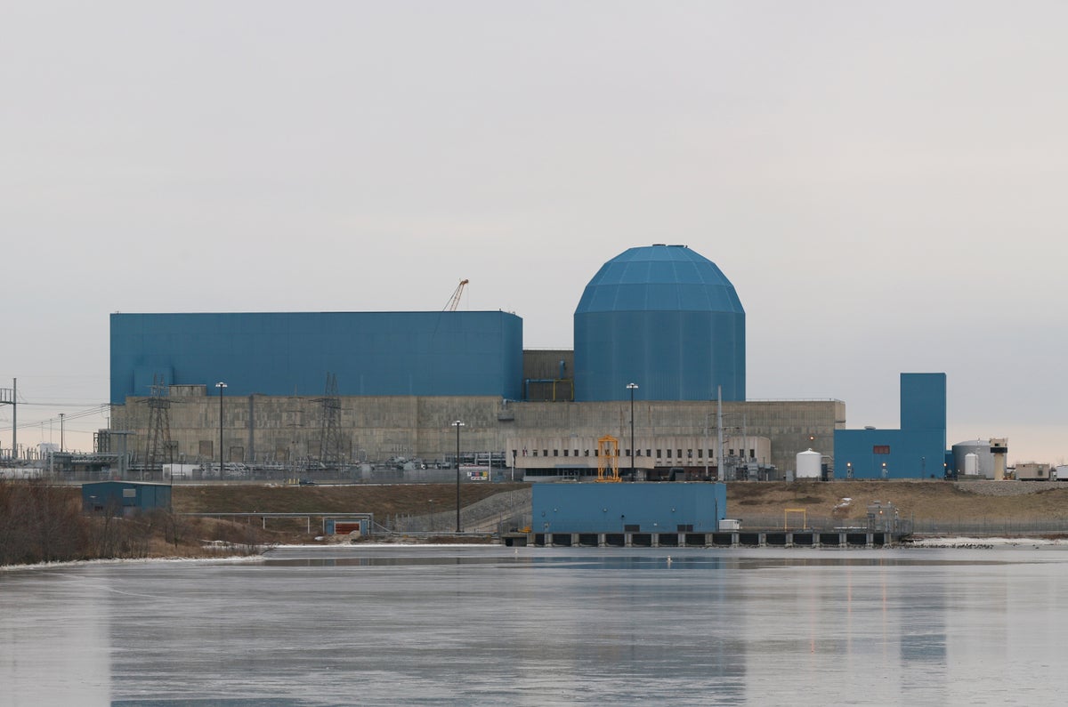 Climate Scientists Debate Best Path Forward for Clean Energy ...