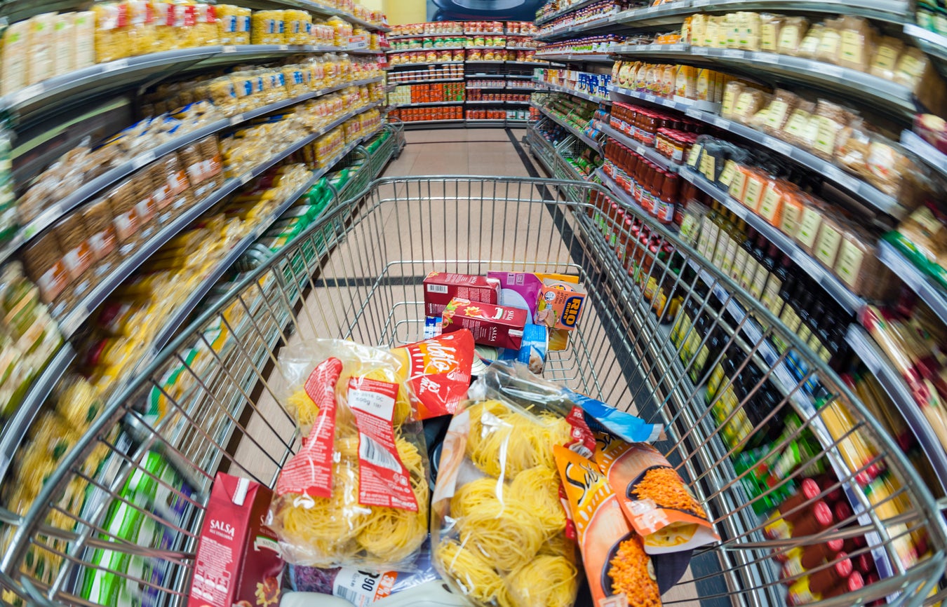 How Do Food Manufacturers Calculate the Calorie Count of Packaged Foods ...