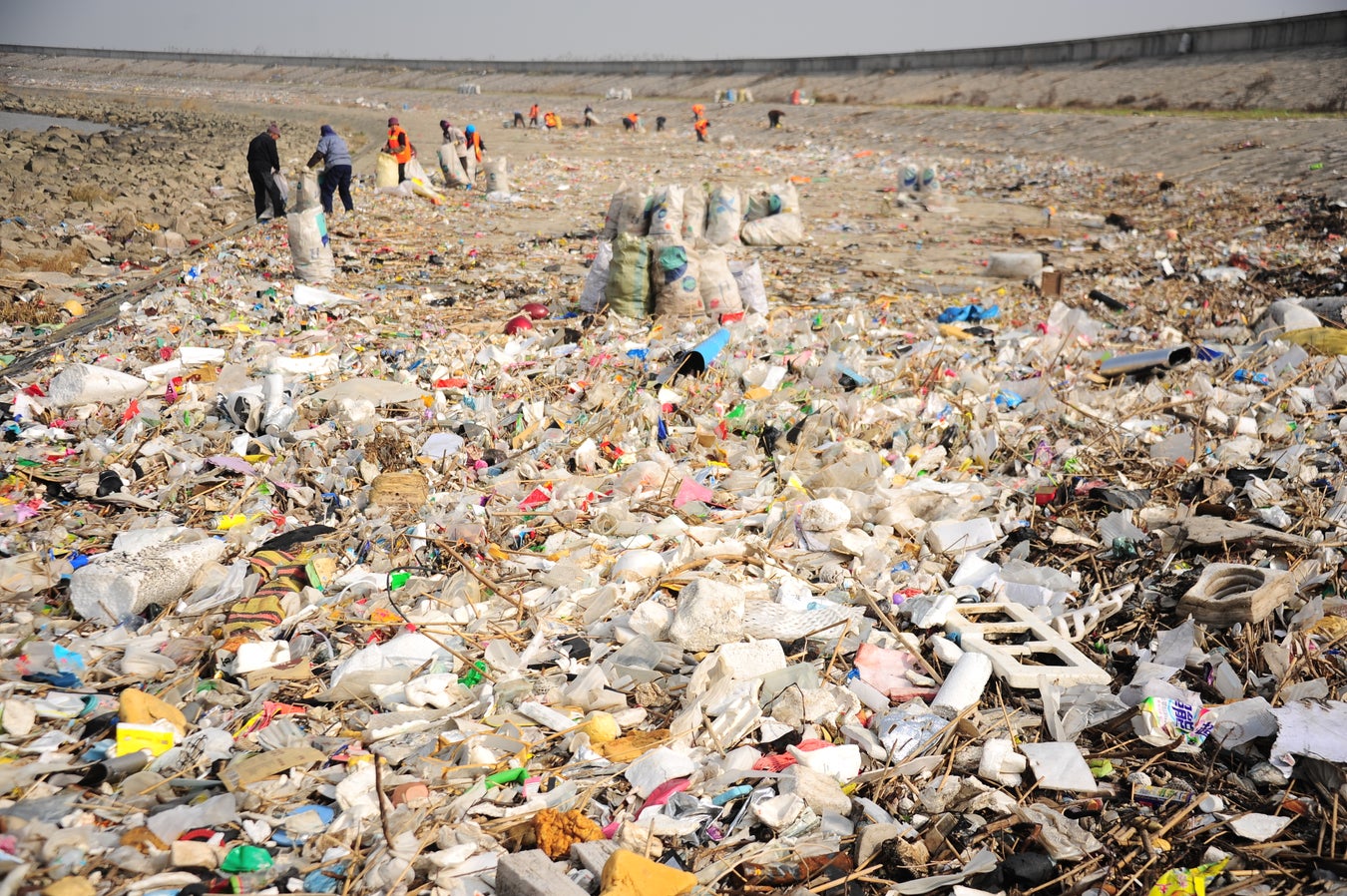 Stemming the Plastic Tide: 10 Rivers Contribute Most of the Plastic in ...