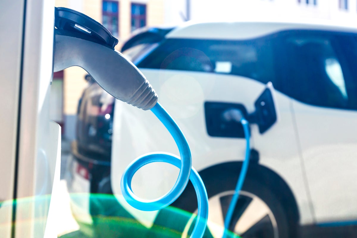 Electric Car Advocates Want to Expand Access to Low-Income Communities ...