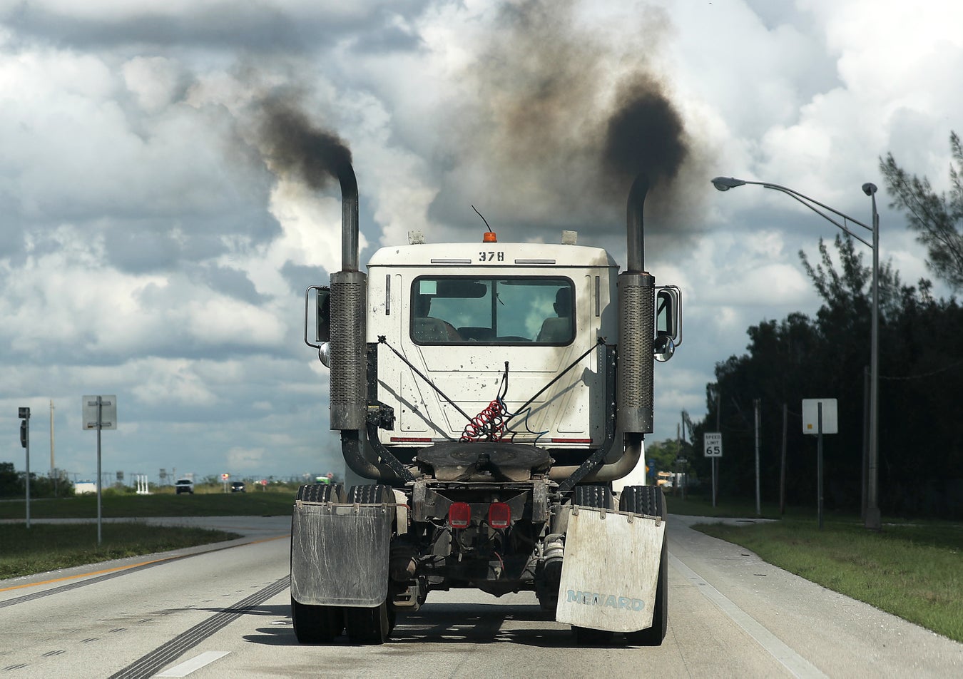 California Passes Historic Clean Truck Rule | Scientific American