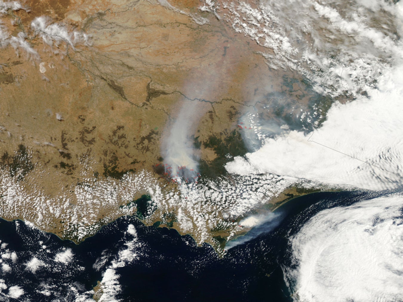 Australian bushfires from above | Scientific American