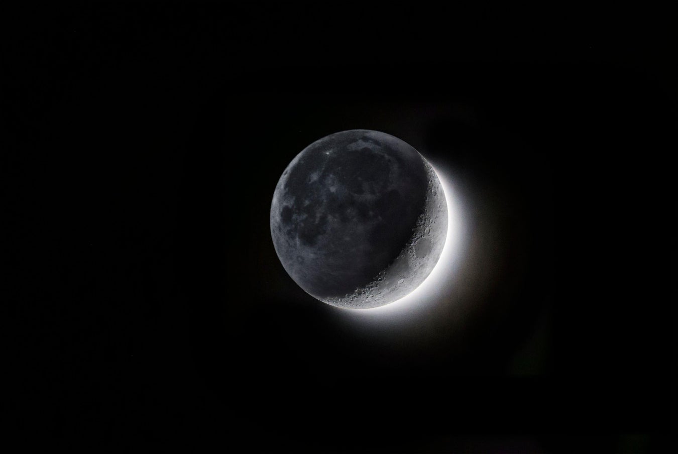 Earthshine Lights up the 'Dark Side' of the Moon | Scientific American
