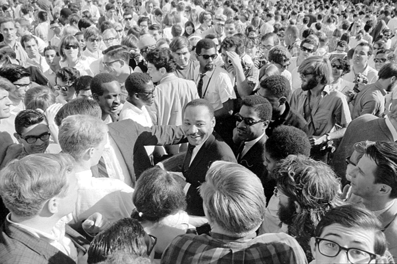 How 'Good' Social Movements Can Triumph over 'Bad' Ones | Scientific ...