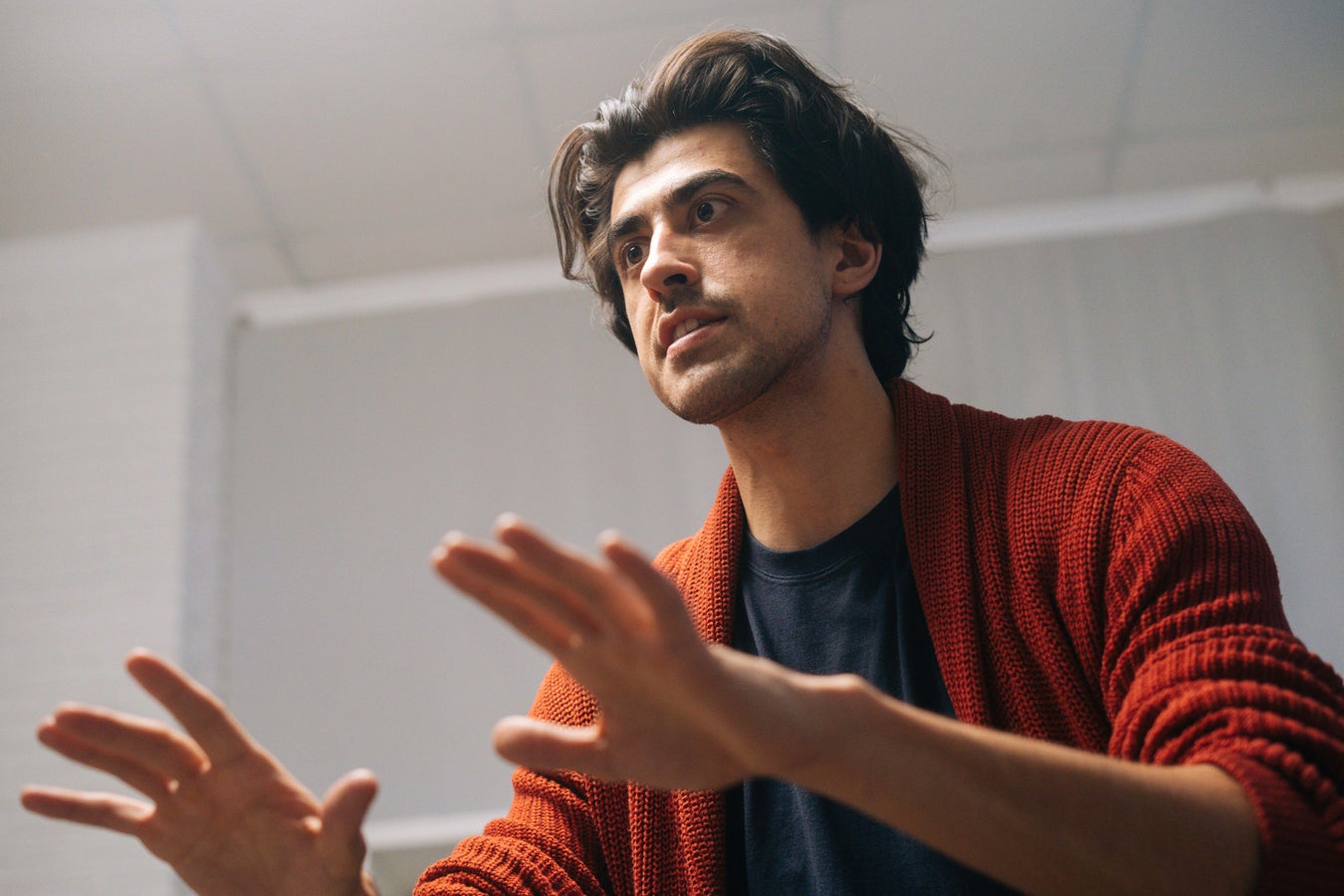 Students Who Gesture during Learning 'Grasp' Concepts Better ...