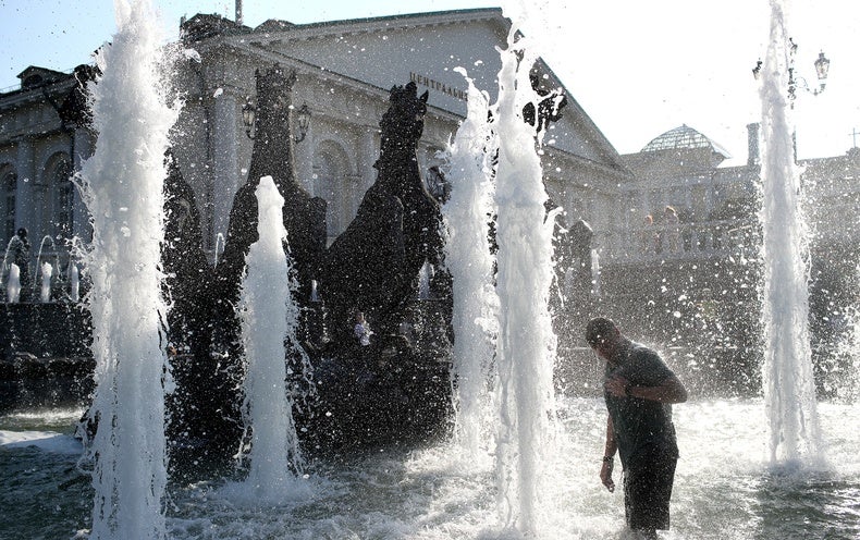 Cities Face Withering Heat under Worst Warming Scenarios - Scientific ...
