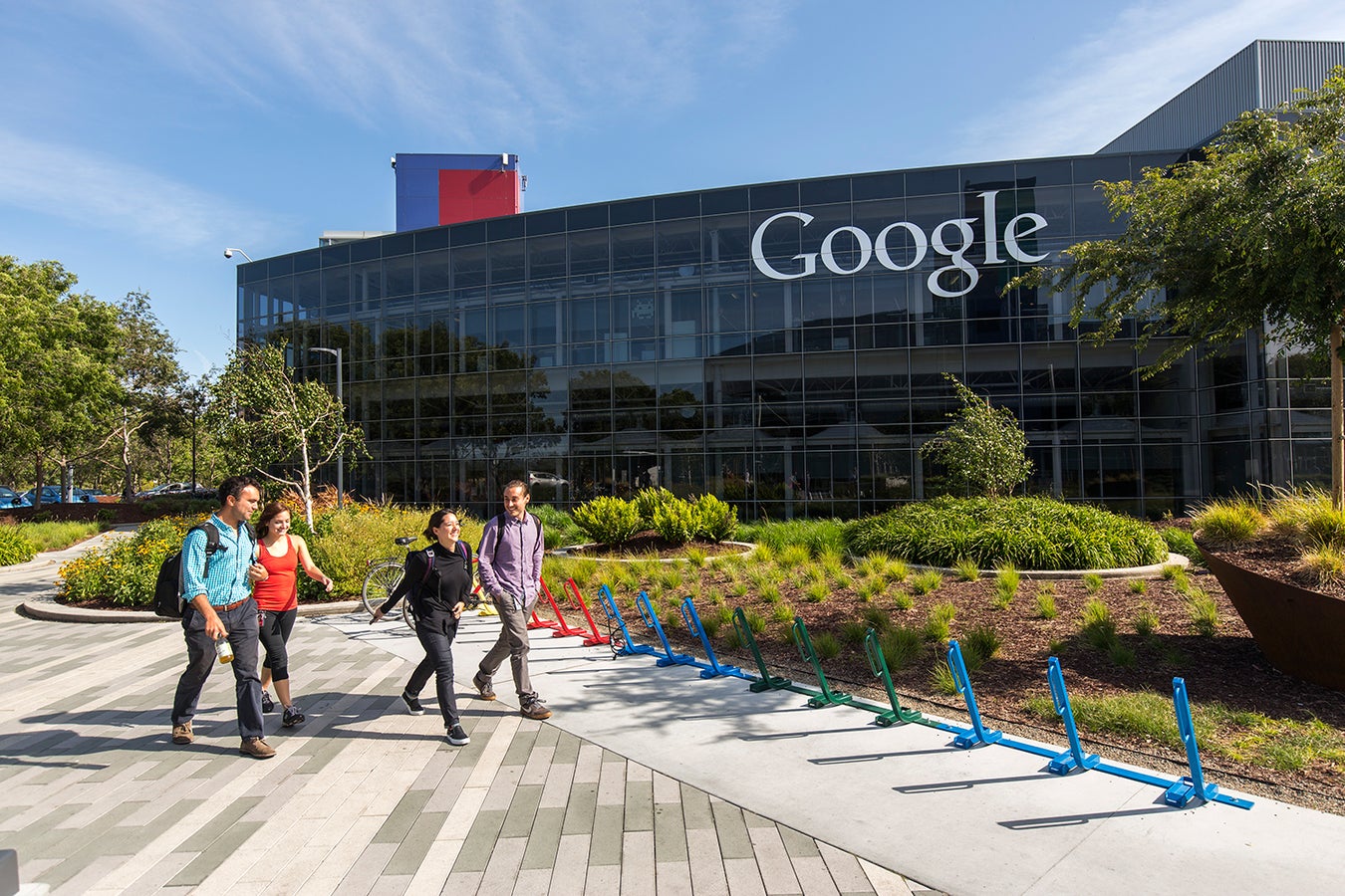 Google Moves Closer to a Universal Quantum Computer | Scientific American