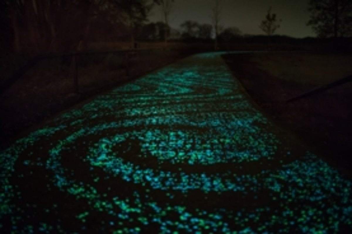 Glow-Hard: Luminous Cement Could Light Roads, Structures | Scientific ...