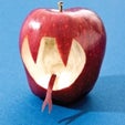 Genetically Modified Browning-Resistant Apple Reaches U.S. Stores ...