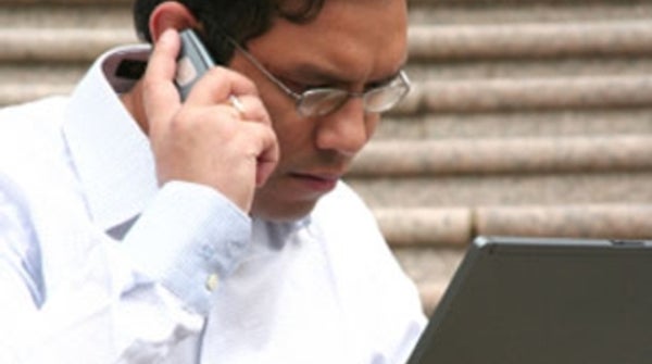 Is there such a thing as "cell phone elbow"? - Scientific American